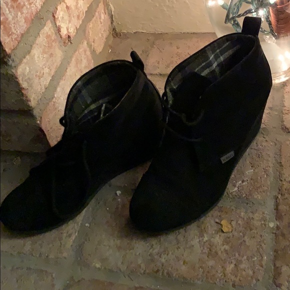 Shoes | Bongo Wedge Booties Size 8 Black | Poshmark